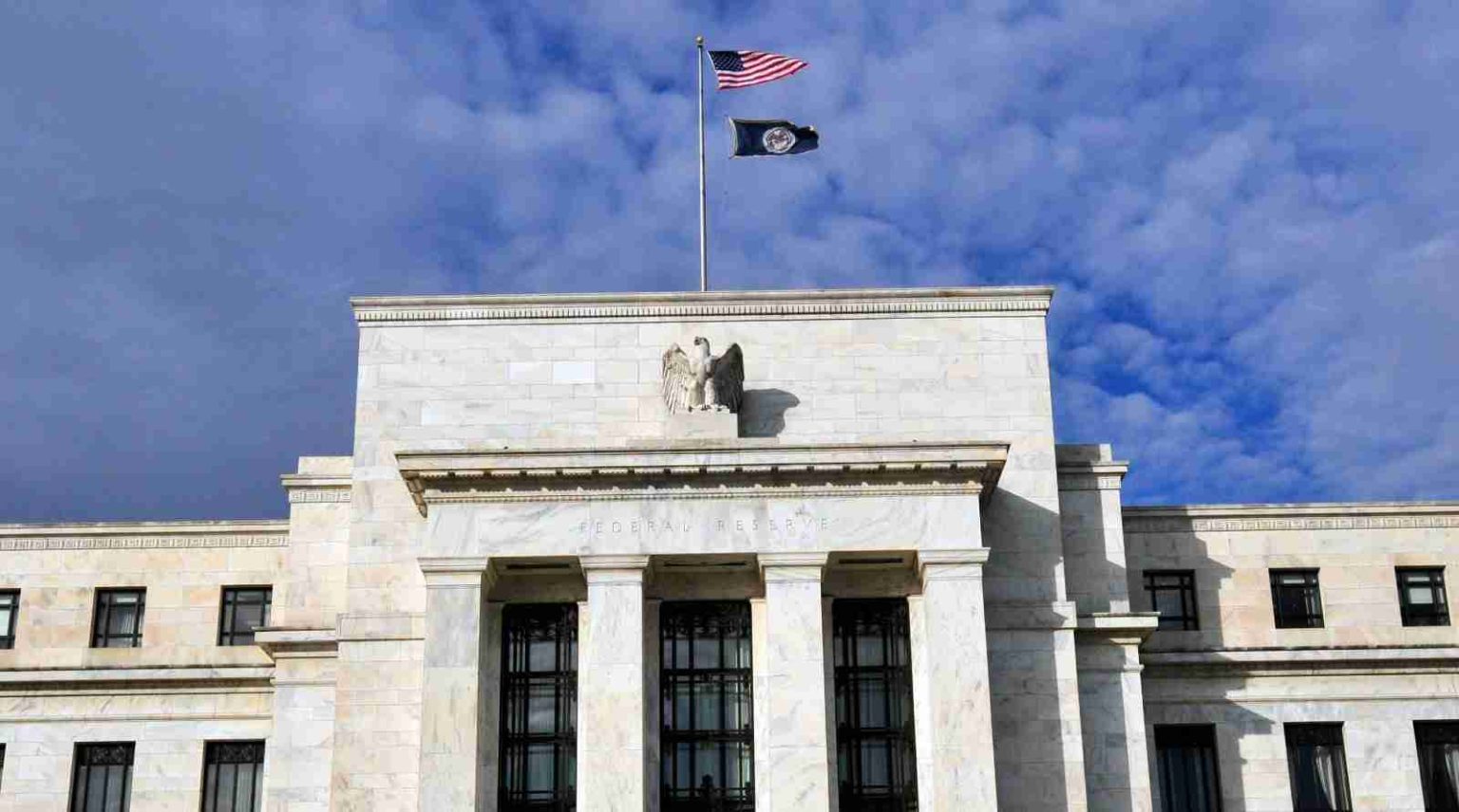 Federal Reserve Nationwide Outage Impacts US Banking System - Privacy Ninja