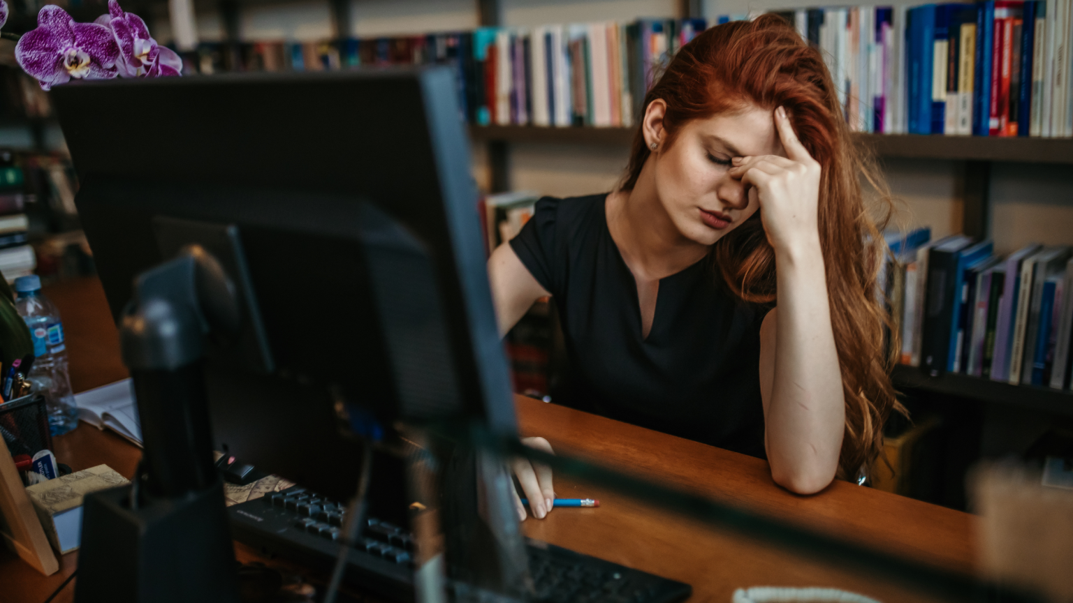 Insider threats in cybersecurity: When employees sabotage - Privacy Ninja